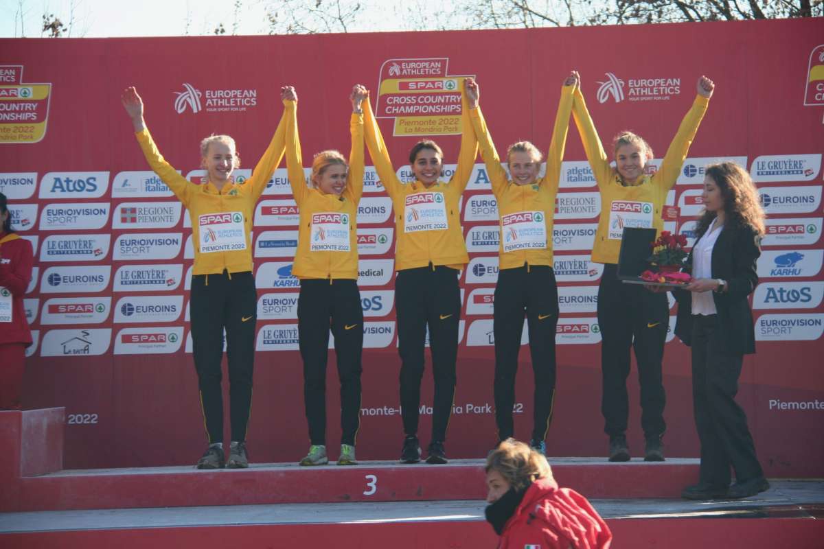 Lisa Merkel gewinnt Team-Bronze bei der Cross EM - LG Region Karlsruhe